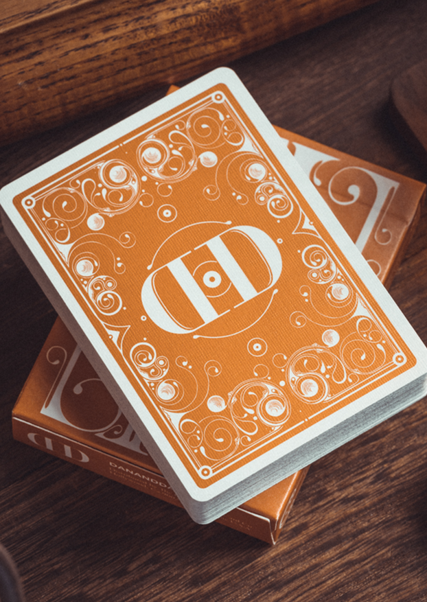 SMOKE AND MIRRORS PLAYING CARDS BY DAN AND DAVE – Paperdecks